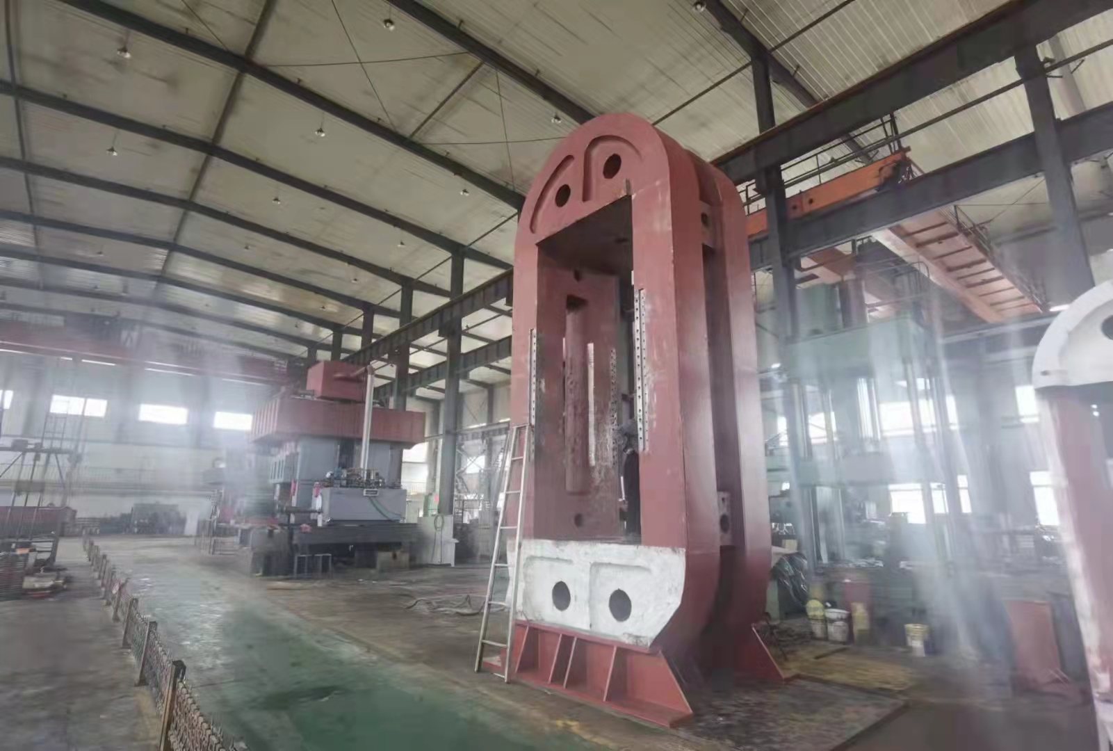 The Frame of 10000-ton Hydraulic Press for Forging metals. The Frame of ...